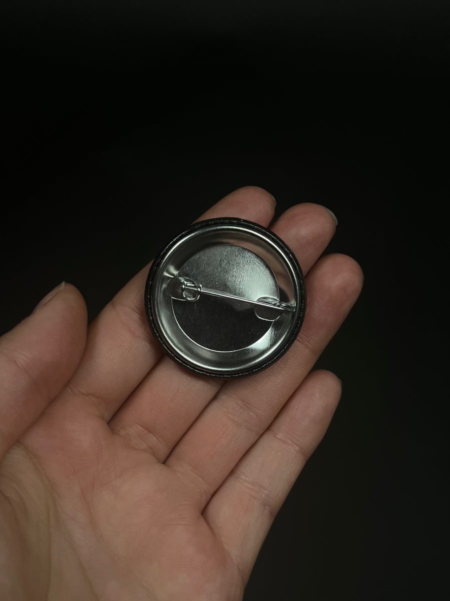 "I spoke to my shadow self" button pin – Art by Alyssia Strasser